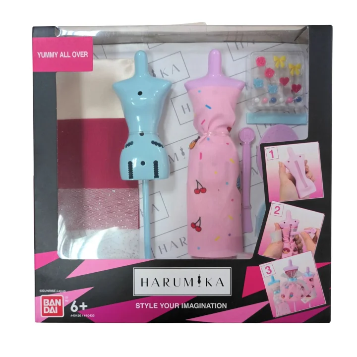 Harumika dizajnerski set s odjećom