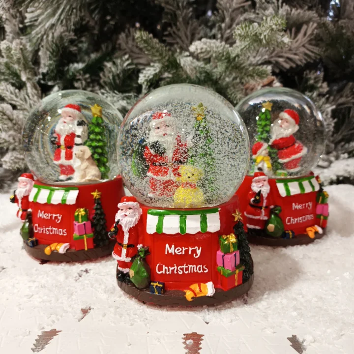 Snježna božićna kugla muzička - 16 cm