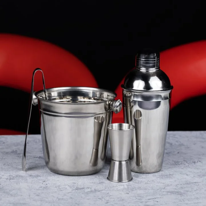 Set za koktele i oprema za kućni bar i zabavu s koktelima